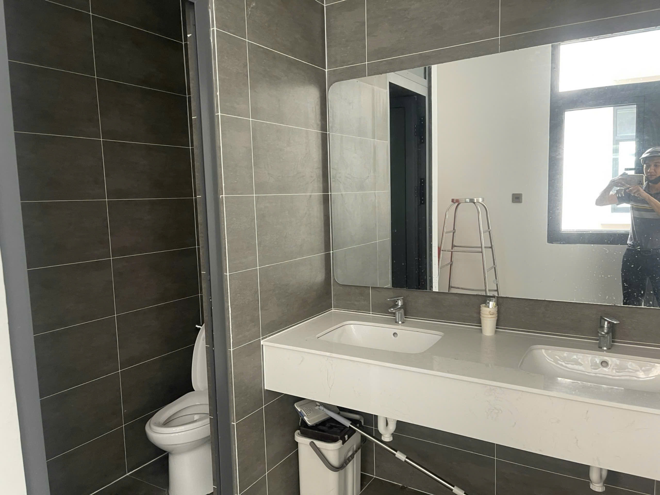 Bán nhà phố Vinhomes Grand Park căn T19-18 đã HTCB đẹp, giá rẻ